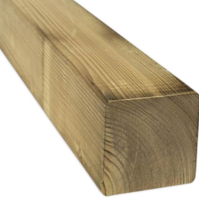 Høvlede trykimprægnerede stolper til hegn | Holdbare multistolper