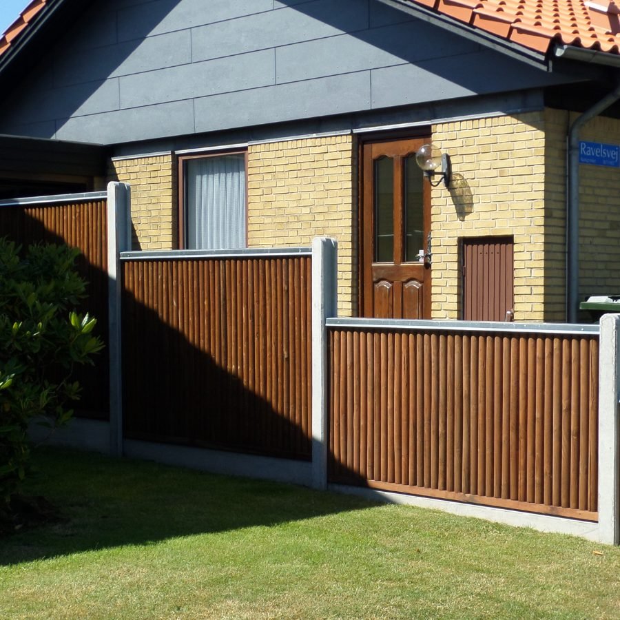 Raftehegn lodret betonhegn | Solid kvalitet | Fence-Line.dk